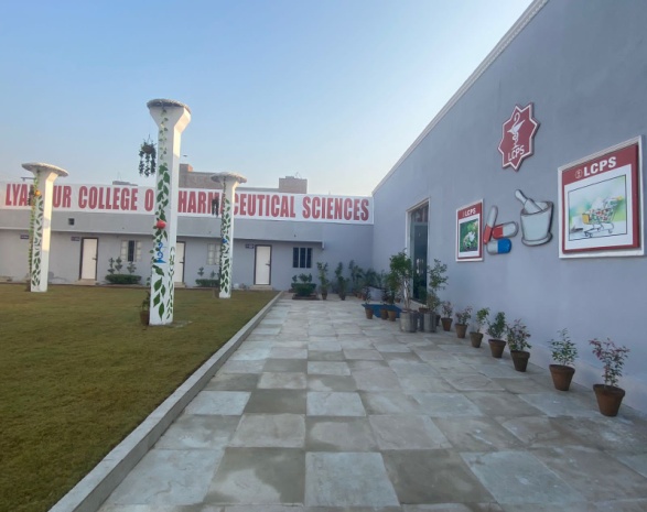 Campus Life – LCPS